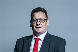 Official portrait for Karl Turner - MPs and Lords - UK Parliament