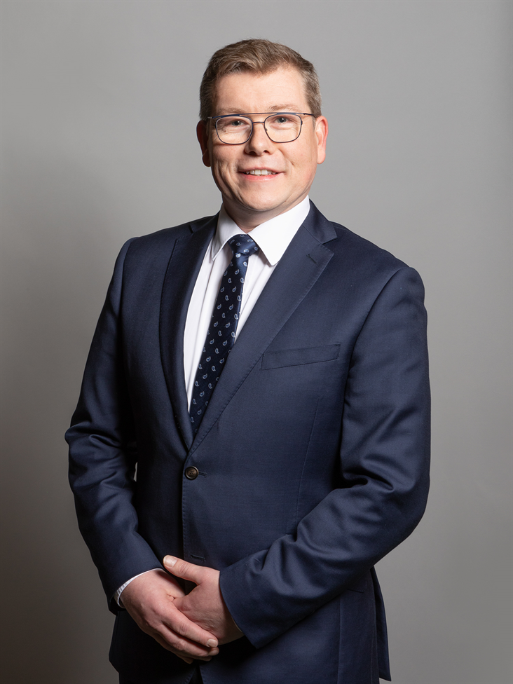 Official portrait for Peter Gibson - MPs and Lords - UK Parliament