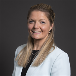 Official portrait for Harriet Cross - MPs and Lords - UK Parliament